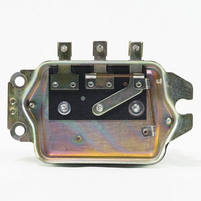 12-Volt, 3-Terminal, Negative Ground Voltage Regulator - The Brillman ...