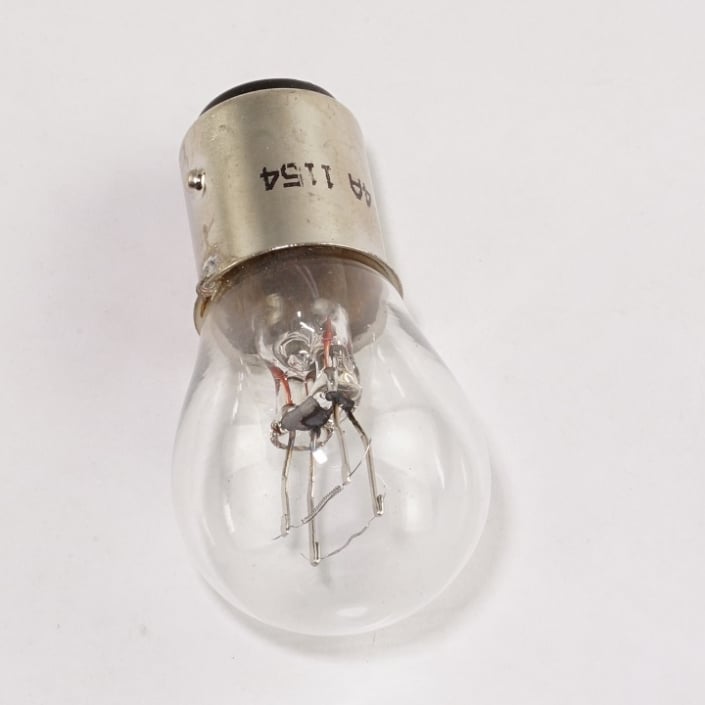 6-Volt Dual Element Bulb - The Brillman Company