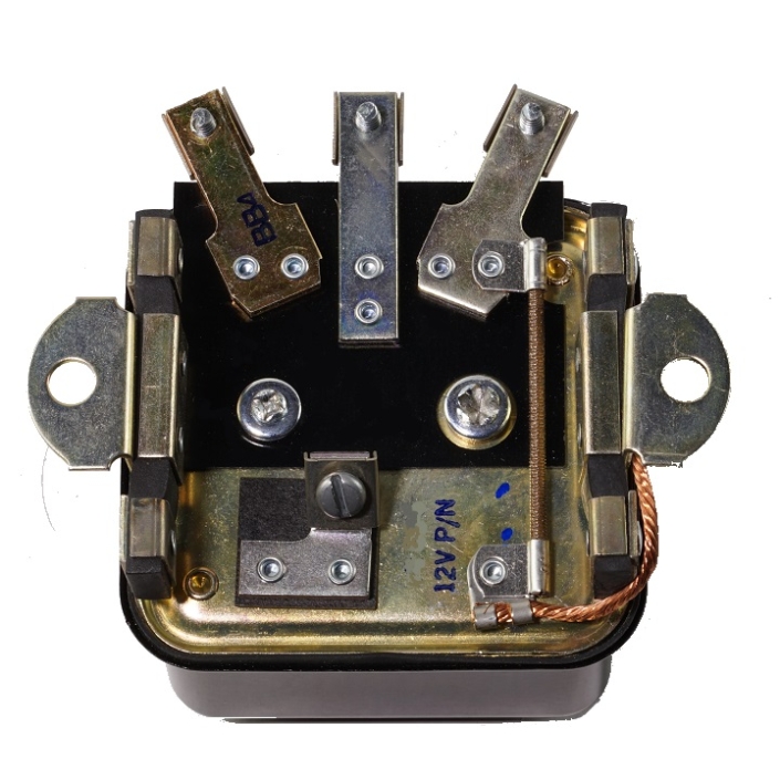 12-Volt, 4-Terminal Voltage Regulator with GEN Terminal Underneath ...